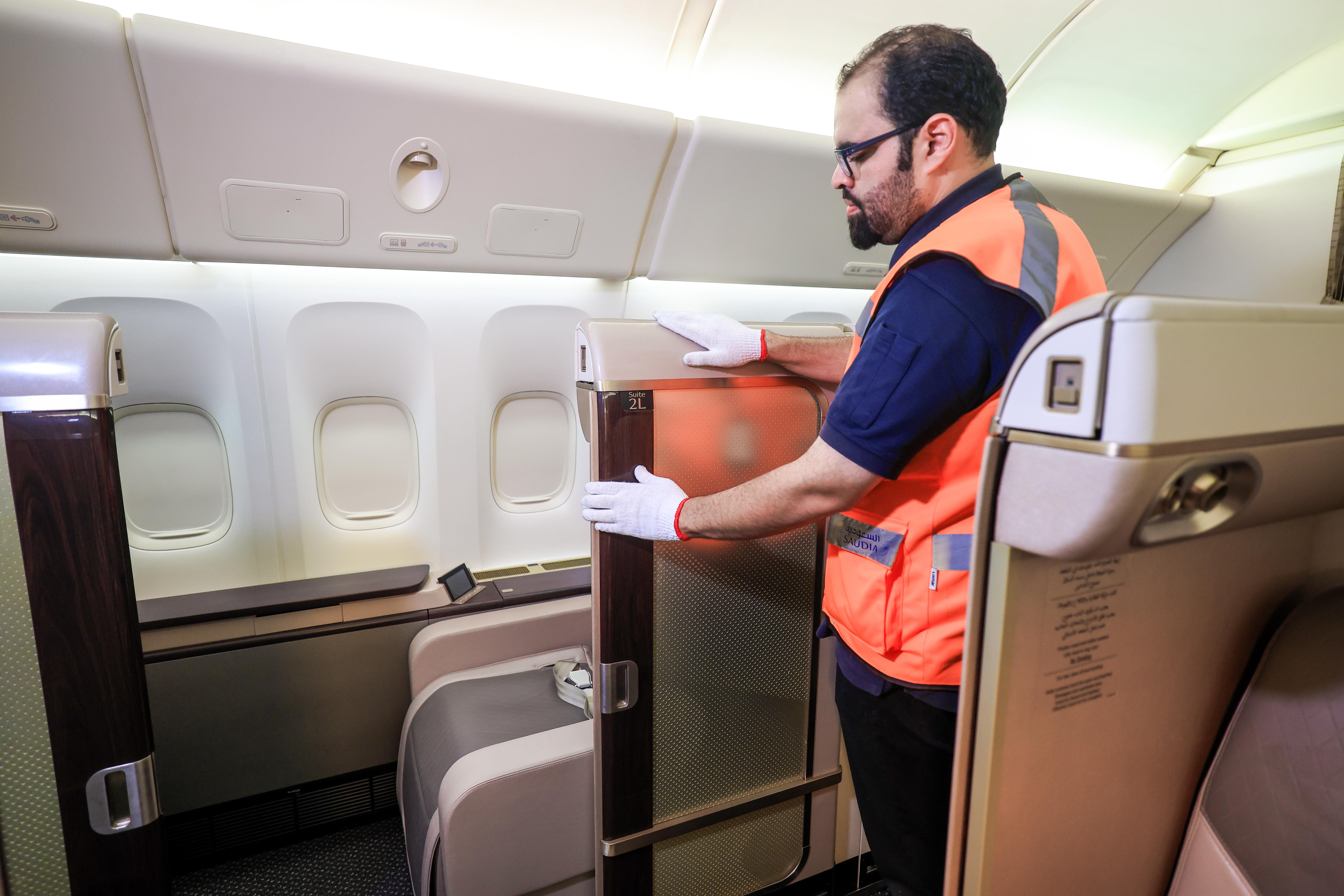 Saudia Technic Successfully Upgrades The First Suites In Boeing B777 ...